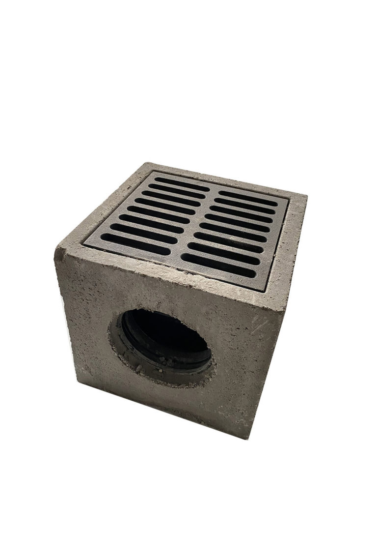 Avaloir béton 20 x 20 avec grille galvanisée. — Meyer Outdoor